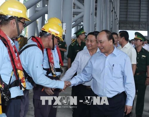 阮春福总理率团视察河静省永昂经济区的台塑集团的环保工作 | Vietnam+ (VietnamPlus)