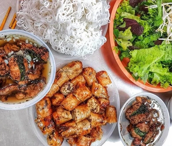 越南四道美食跻身亚洲最好吃的用碎肉制作的菜肴榜单 | Vietnam+ (VietnamPlus)